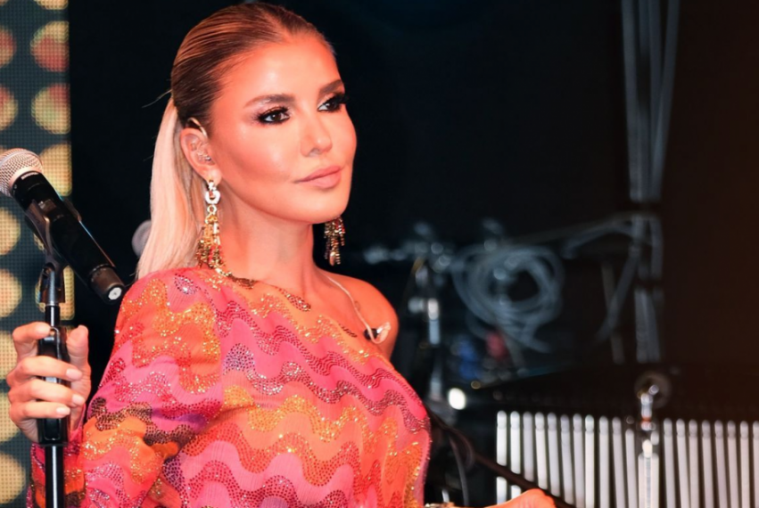 Gülben Ergen'e Sahnede Sürpriz!