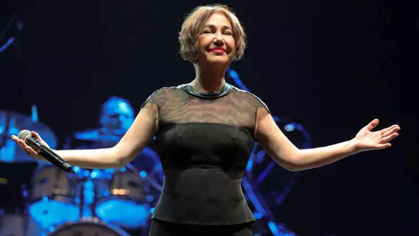 Nazan Öncel: "Şarkı da Yazarım Fistan da Dikerim"