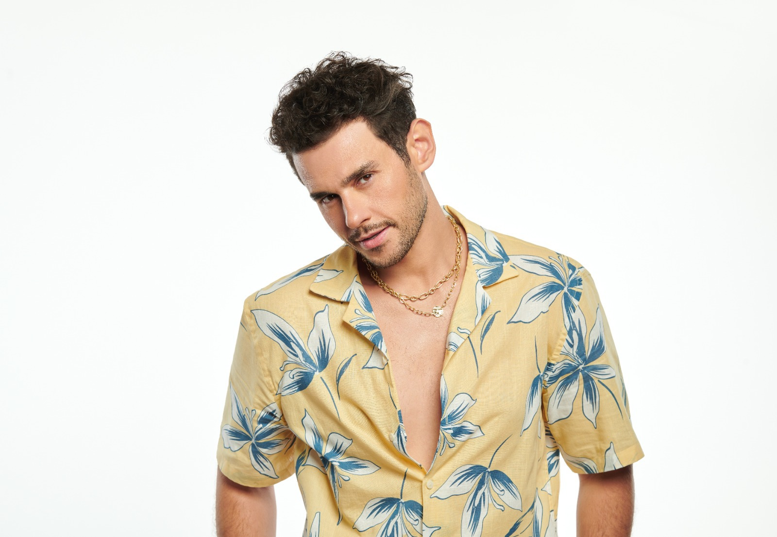 Cem Belevi'den Yeni Single!