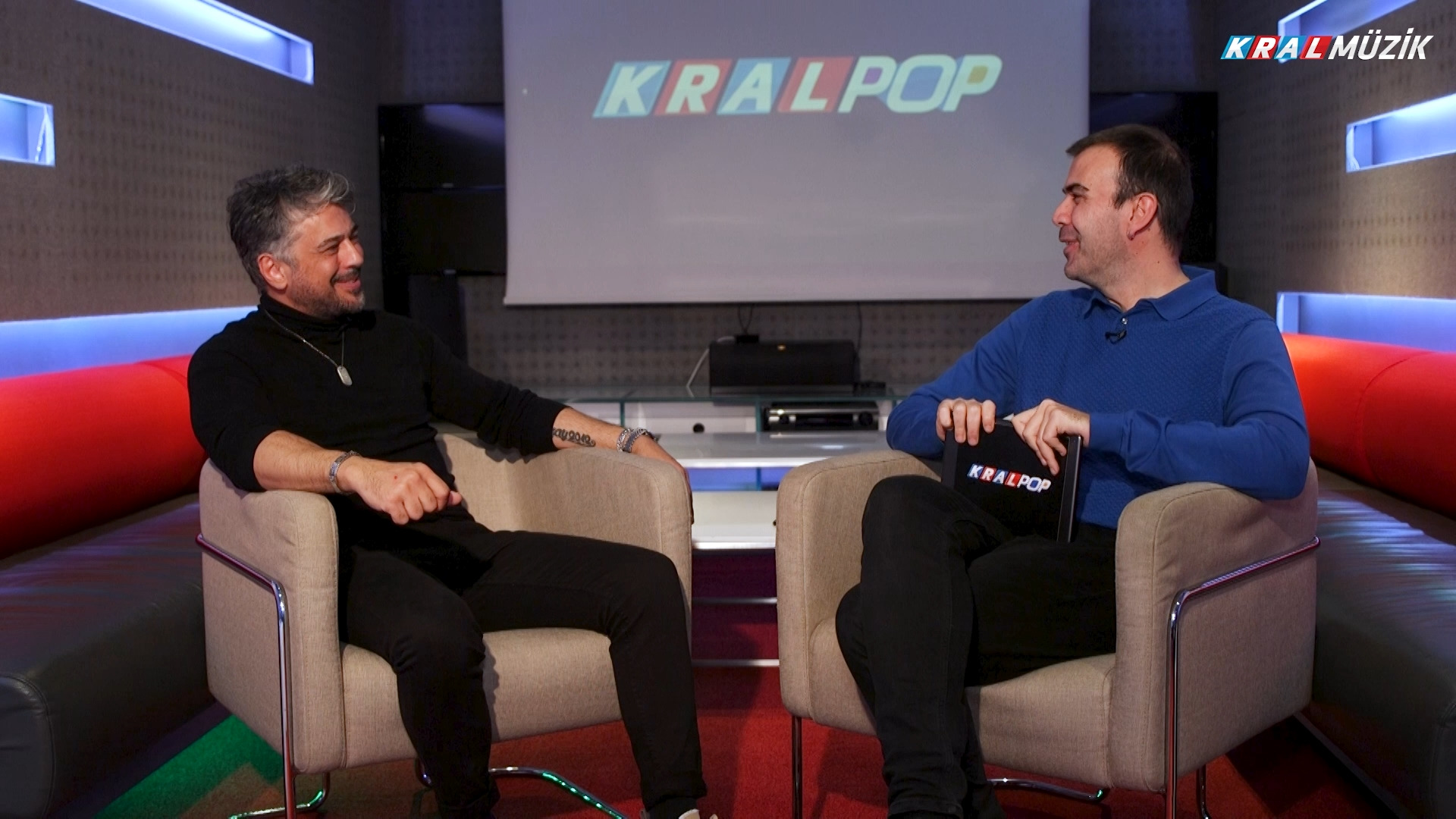 Emre Altuğ İle Çok Özel!