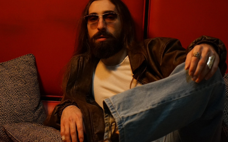 Emre Fel'in İlk Albümü Yayınlandı!